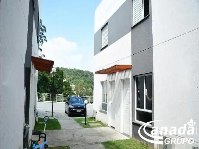 Casa / Sobrado para Locação em Cotia/SP Vila Monte Serrat 2 Quartos
