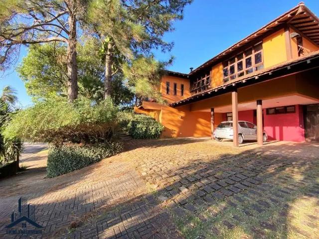 Casa / Sobrado para Locação em Cotia/SP Vila de São Fernando 4 Quartos
