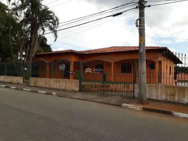 Casa / Sobrado para Locação em Cotia/SP Vila Santo Antônio 4 Quartos