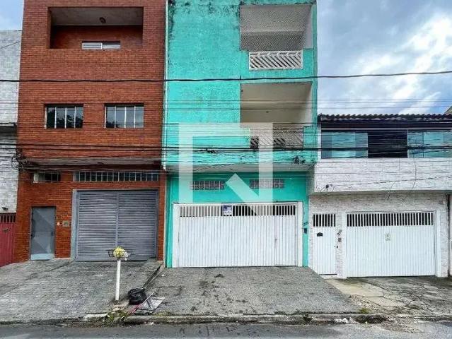 Casa / Sobrado para Locação em Cotia/SP Centro 2 Quartos