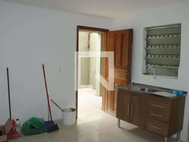 Casa / Sobrado para Locação em Cotia/SP Granja Carolina 1 Quartos