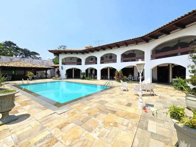 Casa / Sobrado para Locação em Cotia/SP Granja Viana 4 Quartos