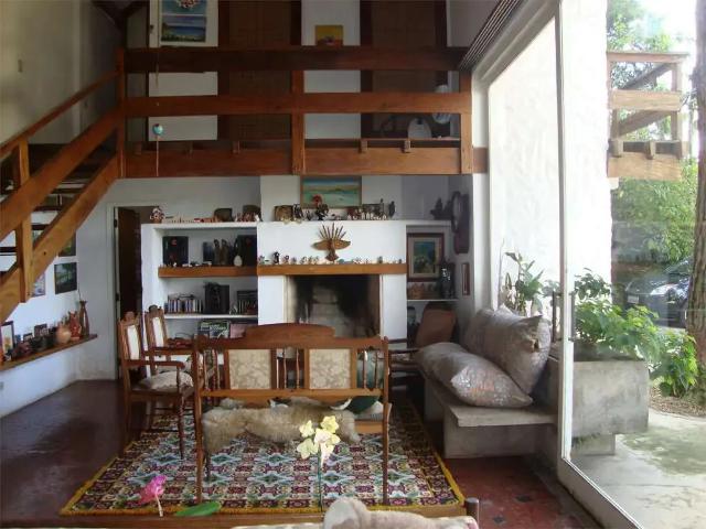 Casa / Sobrado para Locação em Cotia/SP Granja Viana 4 Quartos