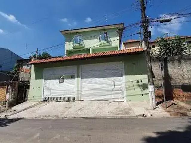 Casa / Sobrado para Locação em Cotia/SP Jardim do Engenho 3 Quartos