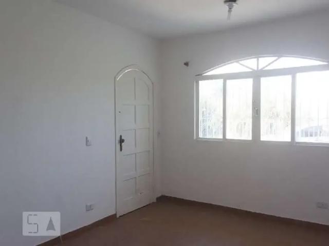 Casa / Sobrado para Locação em Cotia/SP Jardim dos Ipês 3 Quartos