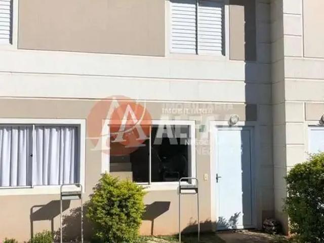 Casa / Sobrado para Locação em Cotia/SP Jardim Ísis 2 Quartos