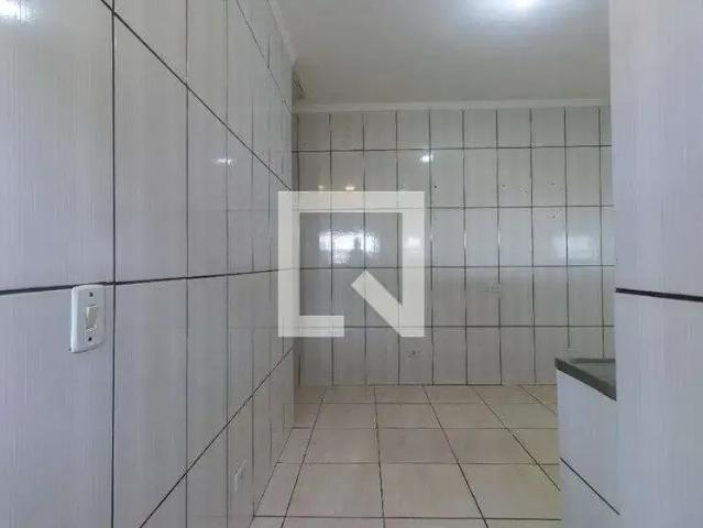 Casa / Sobrado para Locação em Cotia/SP Parque Alexandre 1 Quartos