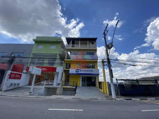 Casa / Sobrado para Locação em Cotia/SP Parque Bahia 3 Quartos