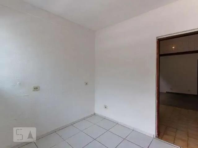 Casa / Sobrado para Locação em Cotia/SP Parque São George 1 Quartos