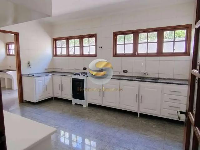 Casa / Sobrado para Locação em Cotia/SP Pinus Park 4 Quartos