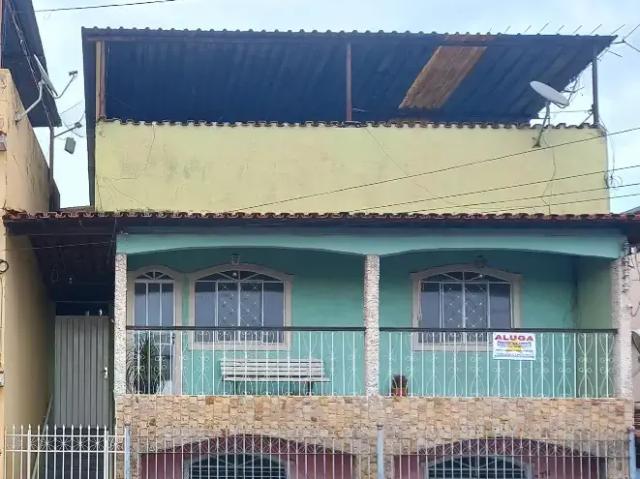 Casa / Sobrado para Locação em Conselheiro Lafaiete/MG Angélica 4 Quartos