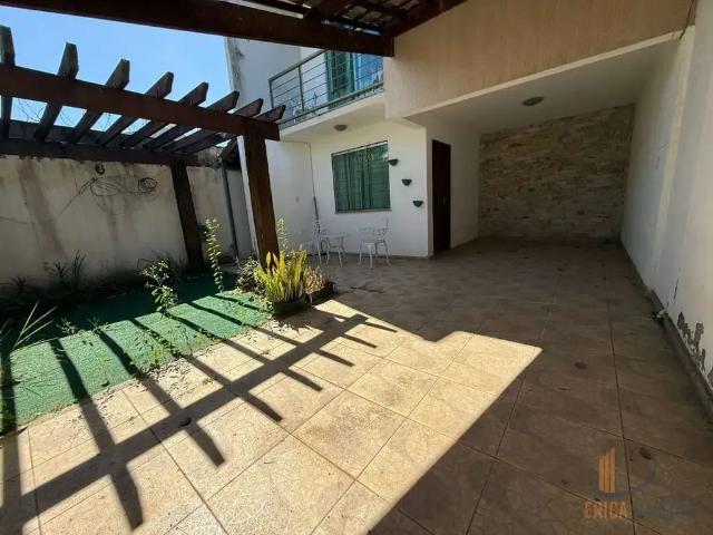 Casa / Sobrado para Locação em Conselheiro Lafaiete/MG Parque Recanto da Hípica 3 Quartos