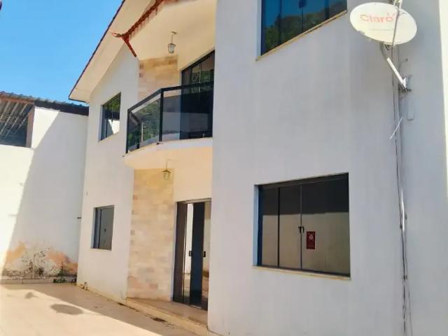 Casa / Sobrado para Locação em Conselheiro Lafaiete/MG Queluz 3 Quartos