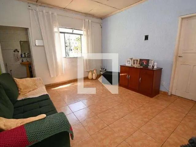 Casa / Sobrado para Locação em Contagem/MG Tropical 4 Quartos