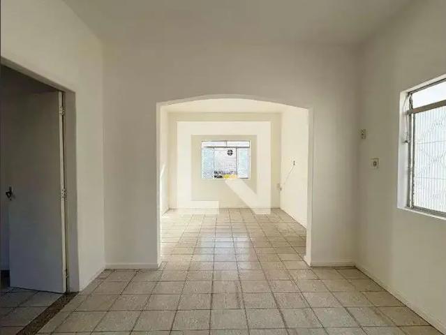 Casa / Sobrado para Locação em Contagem/MG Água Branca 2 Quartos