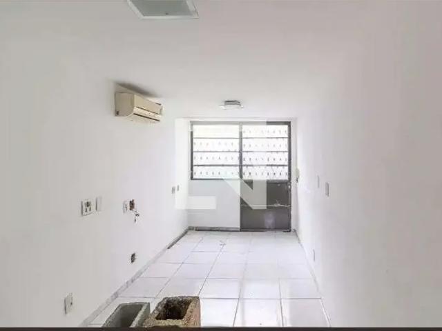 Casa / Sobrado para Locação em Contagem/MG Alvorada 3 Quartos
