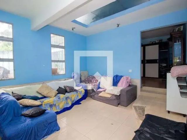Casa / Sobrado para Locação em Contagem/MG Arcádia 3 Quartos