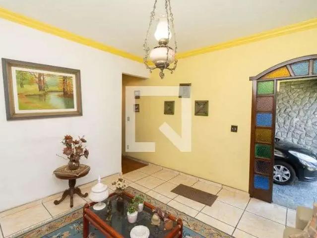 Casa / Sobrado para Locação em Contagem/MG Eldorado 5 Quartos