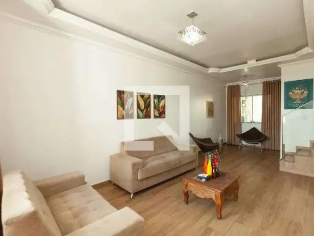 Casa / Sobrado para Locação em Contagem/MG Eldorado 3 Quartos