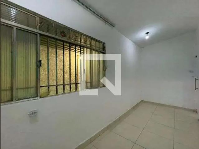 Casa / Sobrado para Locação em Contagem/MG JK 2 Quartos