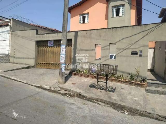 Casa / Sobrado para Locação em Contagem/MG Lúcio de Abreu 3 Quartos