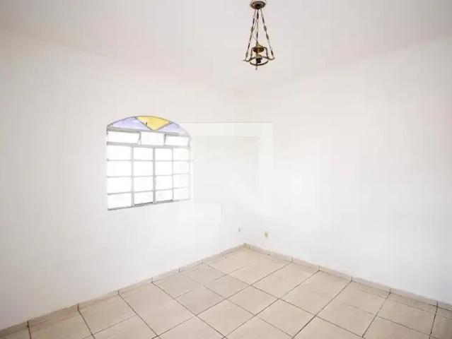 Casa / Sobrado para Locação em Contagem/MG Morada Nova 3 Quartos