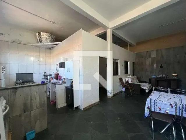 Casa / Sobrado para Locação em Contagem/MG Nacional 7 Quartos