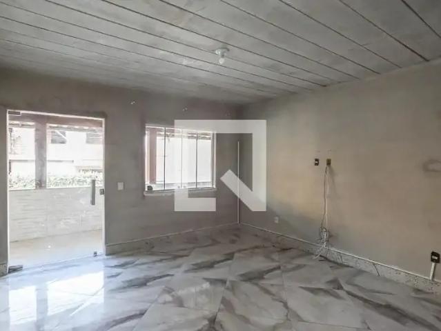 Casa / Sobrado para Locação em Contagem/MG Novo Progresso 3 Quartos