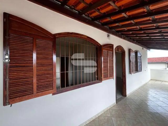 Casa / Sobrado para Locação em Contagem/MG Parque Recreio 3 Quartos