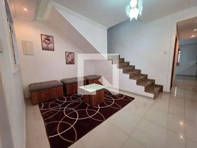 Casa / Sobrado para Locação em Contagem/MG Petrolândia 4 Quartos