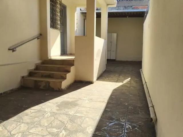 Casa / Sobrado para Locação em Contagem/MG Riacho das Pedras 2 Quartos