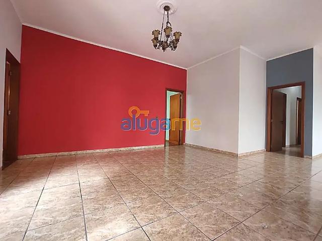 Casa / Sobrado para Locação em Catanduva/SP Jardim Aeroporto 3 Quartos