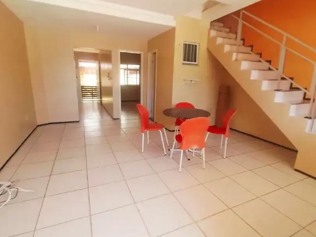 Casa / Sobrado para Locação em Caucaia/CE Tabuba 3 Quartos