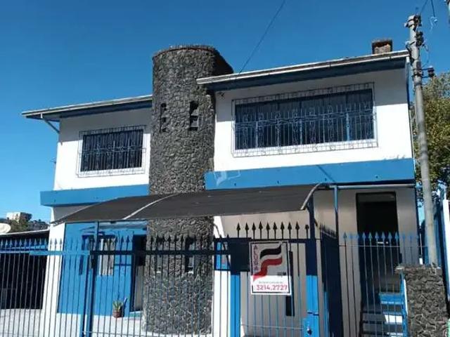 Casa / Sobrado para Locação em Caxias do Sul/RS Panazzolo 3 Quartos
