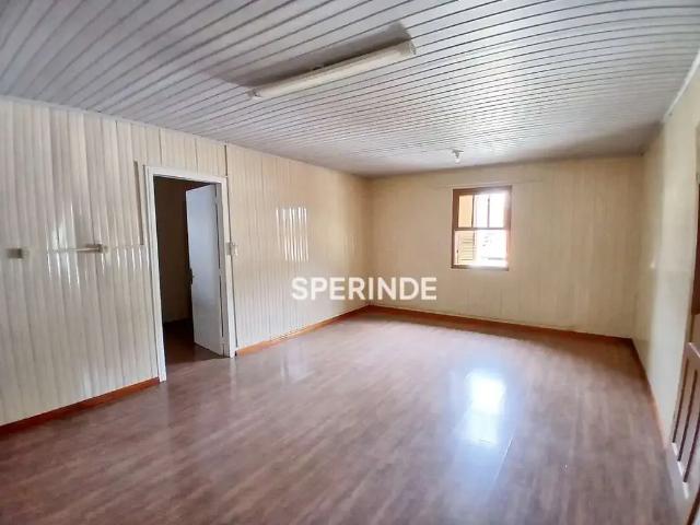 Casa / Sobrado para Locação em Caxias do Sul/RS Salgado Filho 2 Quartos
