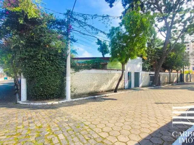 Casa / Sobrado para Locação em Caçapava/SP Vila Pantaleão 3 Quartos