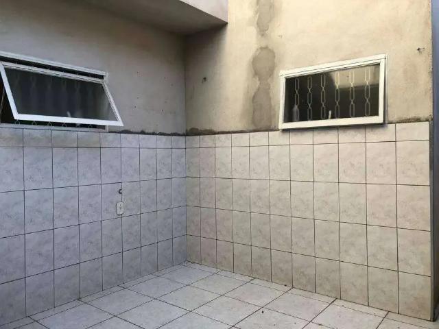 Casa / Sobrado para Locação em Caçapava/SP Vila Santos 4 Quartos