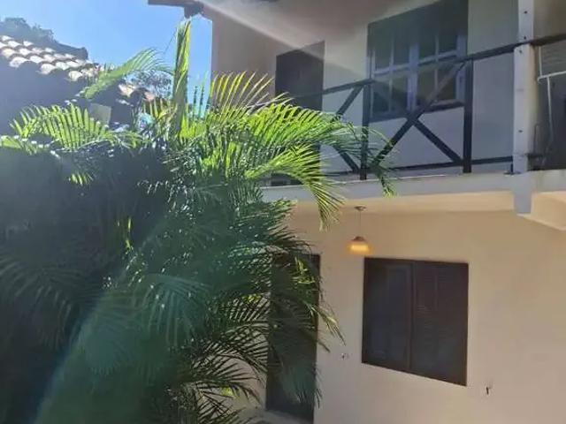 Casa / Sobrado para Locação em Cabo Frio/RJ Guriri 2 Quartos
