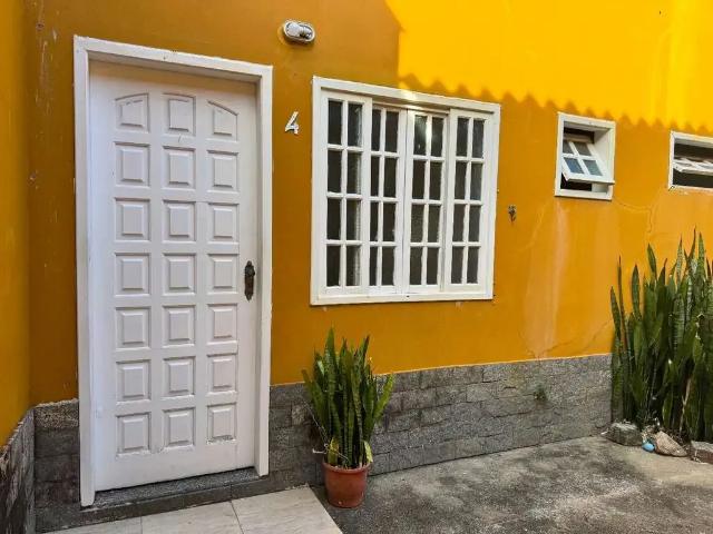 Casa / Sobrado para Locação em Cabo Frio/RJ Jardim Náutilus 2 Quartos