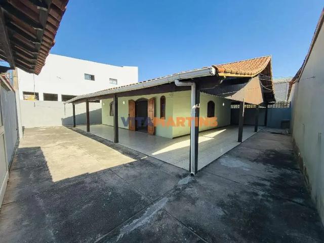 Casa / Sobrado para Locação em Cabo Frio/RJ Jardim Olinda 2 Quartos