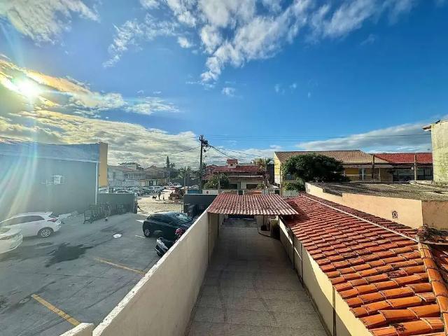 Casa / Sobrado para Locação em Cabo Frio/RJ Jardim Flamboyant 2 Quartos