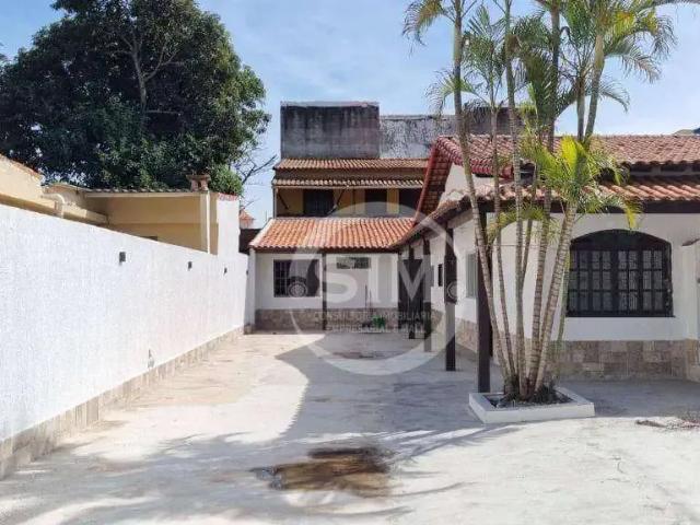 Casa / Sobrado para Locação em Cabo Frio/RJ São Cristóvão 6 Quartos