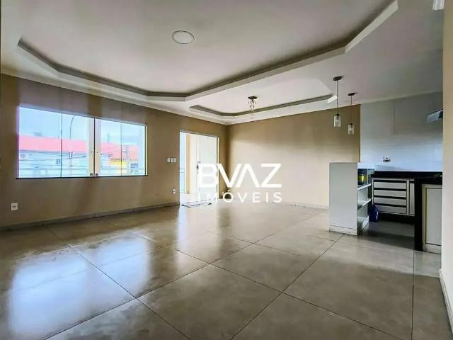 Casa / Sobrado para Locação em Cabo Frio/RJ Palmeiras 3 Quartos