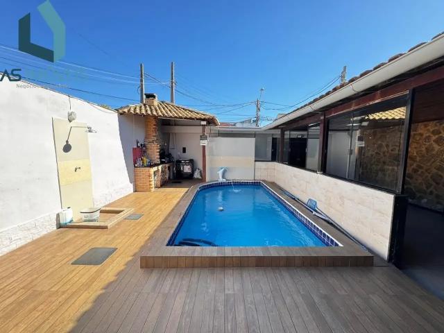 Casa / Sobrado para Locação em Cabo Frio/RJ Parque Burle 5 Quartos