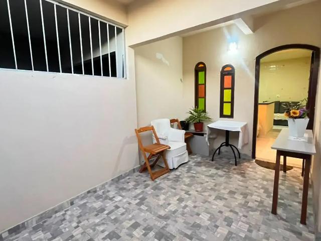 Casa / Sobrado para Locação em Cabo Frio/RJ Parque Central 1 Quartos