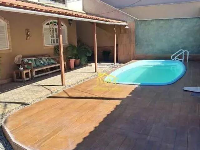 Casa / Sobrado para Locação em Cabo Frio/RJ Unamar 4 Quartos