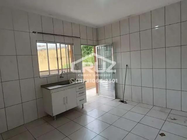 Casa / Sobrado para Locação em Caieiras/SP Serpa 1 Quartos