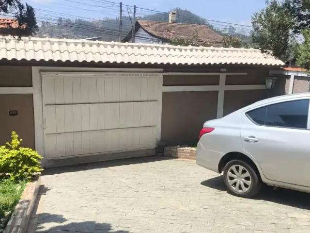 Casa / Sobrado para Locação em Cajamar/SP Centro 5 Quartos