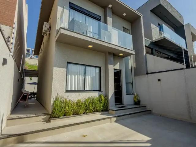 Casa / Sobrado para Locação em Cajamar/SP Portais Polvilho 3 Quartos