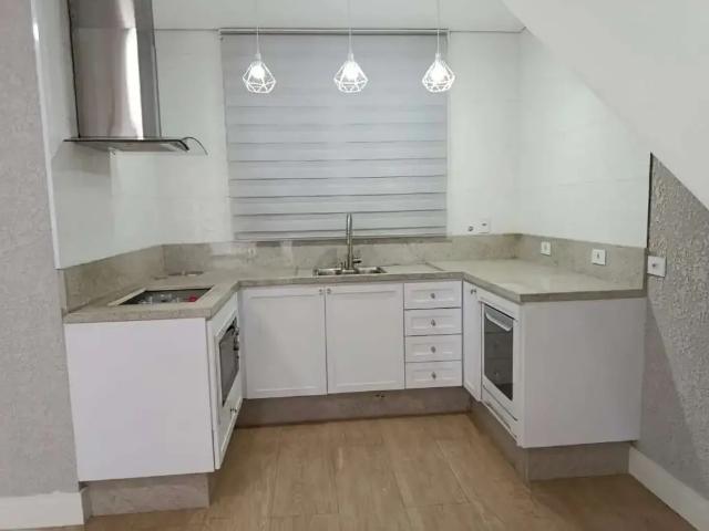 Casa / Sobrado para Locação em Cajamar/SP Portais Polvilho 4 Quartos